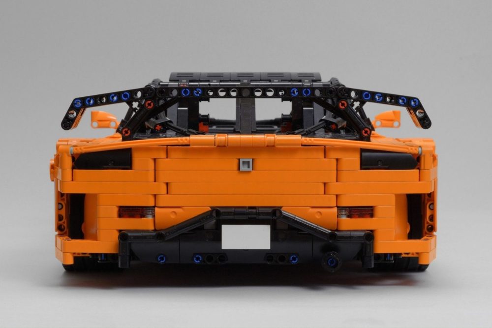 La Mazda RX-7 VeilSide de Fast and Furious est disponible en Lego