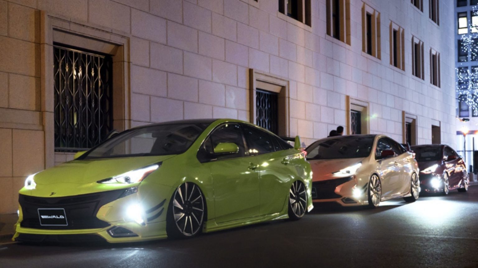 Sexy, la Toyota Prius revue par le tuner japonais Wald