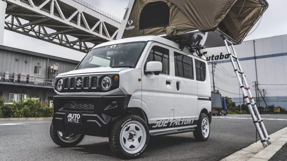 Ce tuner japonais transforme le Suzuki Every en Jimny. Enfin presque.