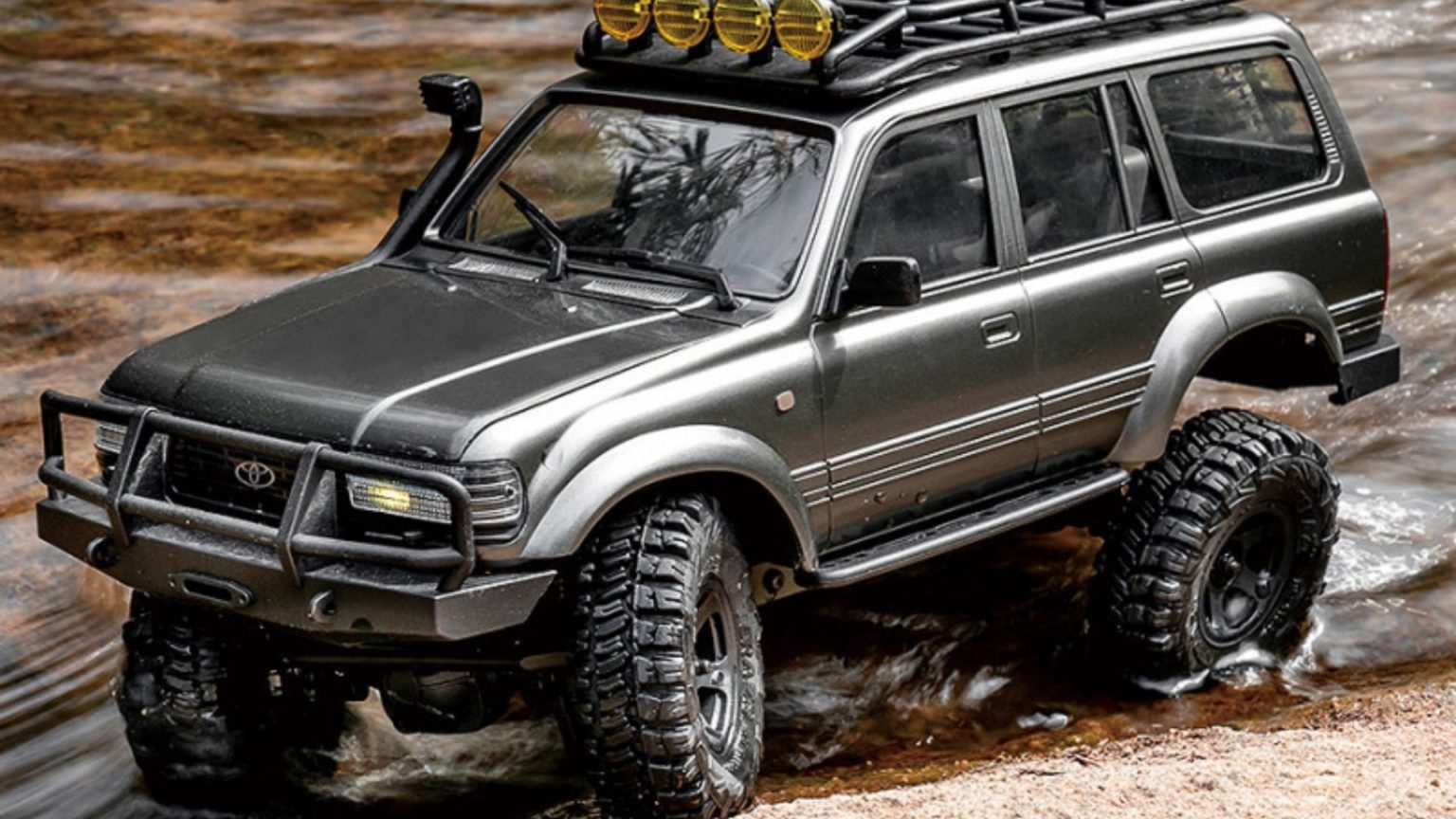 Découvrez le Toyota Land Cruiser en splendide version radiocommandée ...