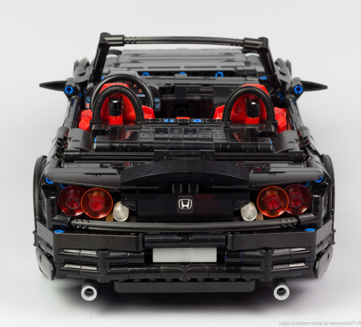 Voici la Honda S2000 en version Lego Technic non-officielle