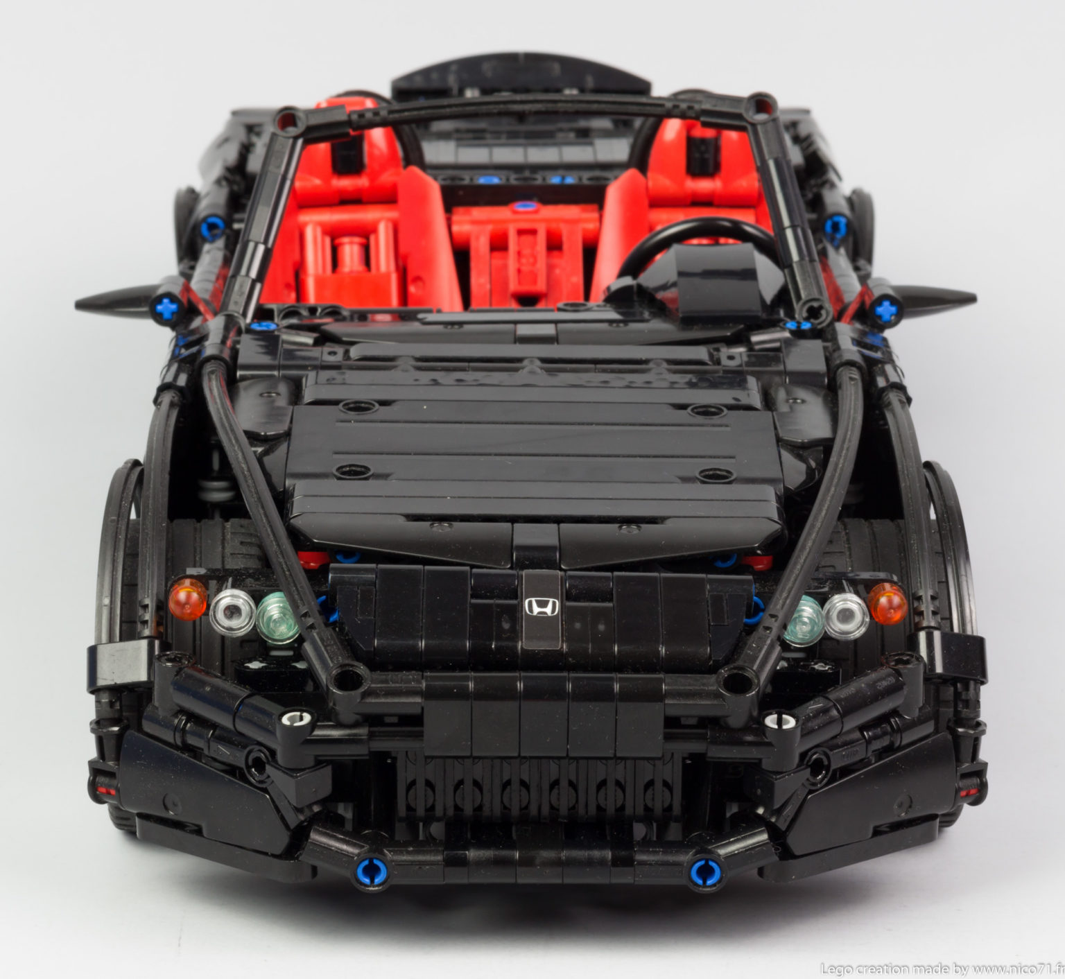 Voici la Honda S2000 en version Lego Technic non-officielle